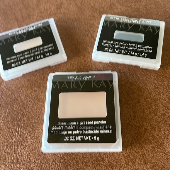 Mary Kay | Makeup | Mary Kay Sheer Mineral Pressed Powder Ivory 2 And ...